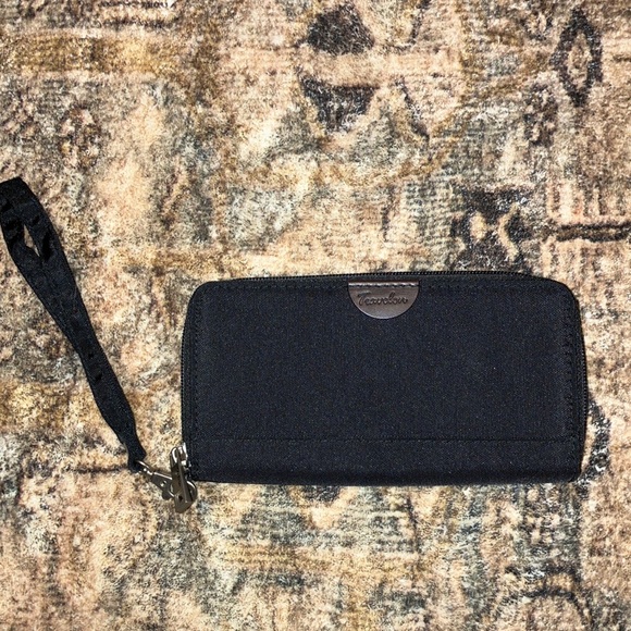 Travelon | Bags | Travelon Rfid Wallet | Poshmark